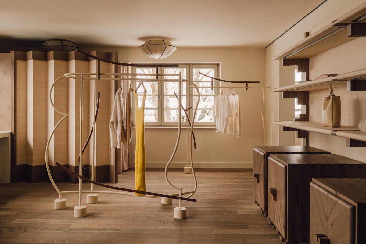 YinjiSpace - Paradowski Studio x Apropos Store